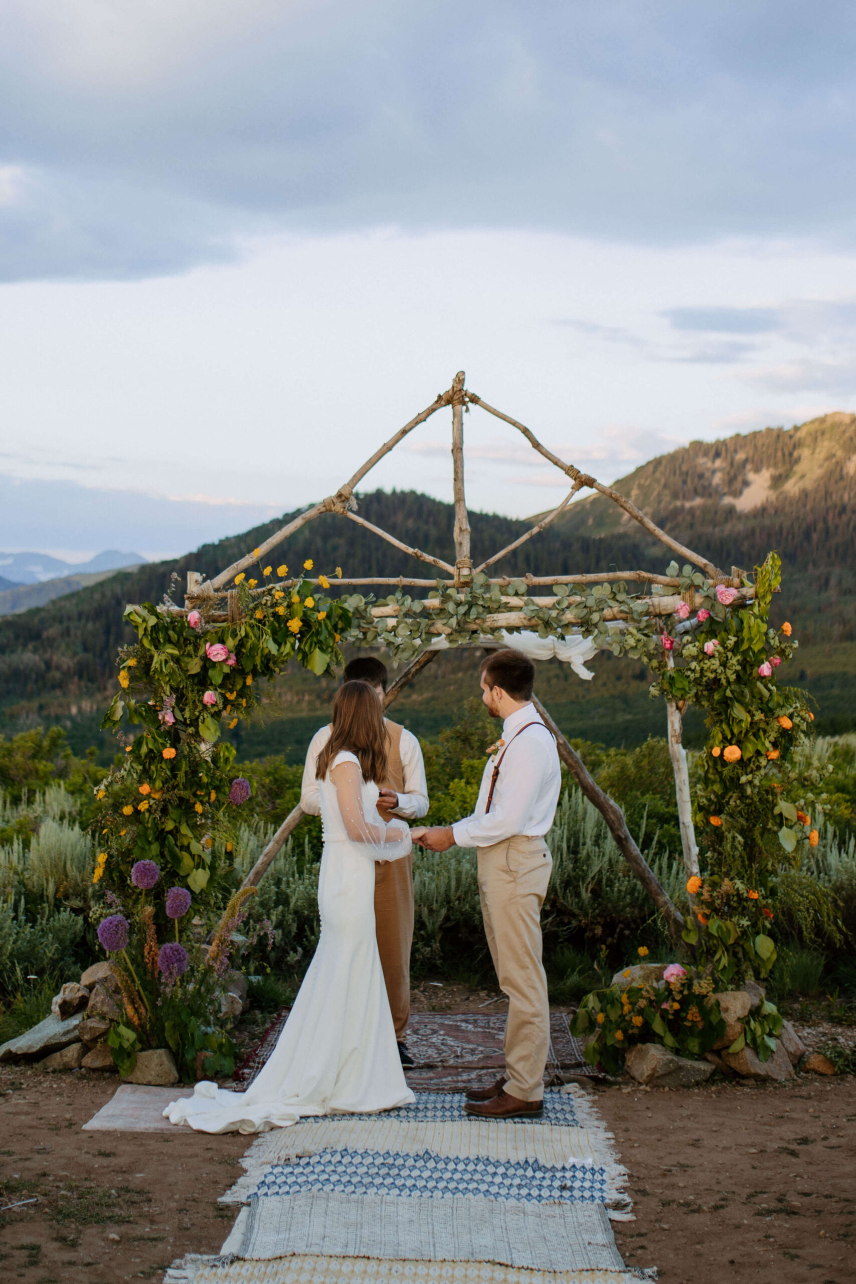 What is a Micro Wedding? Everything You Need to Know ...